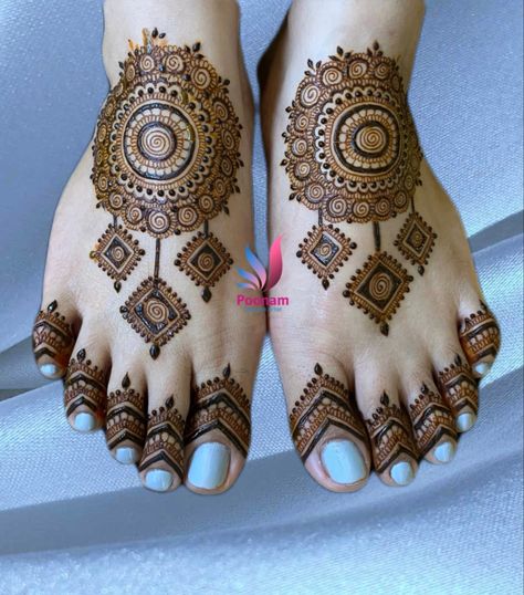 Simple Leg Mehndi Designs Easy Only - Oh Loved